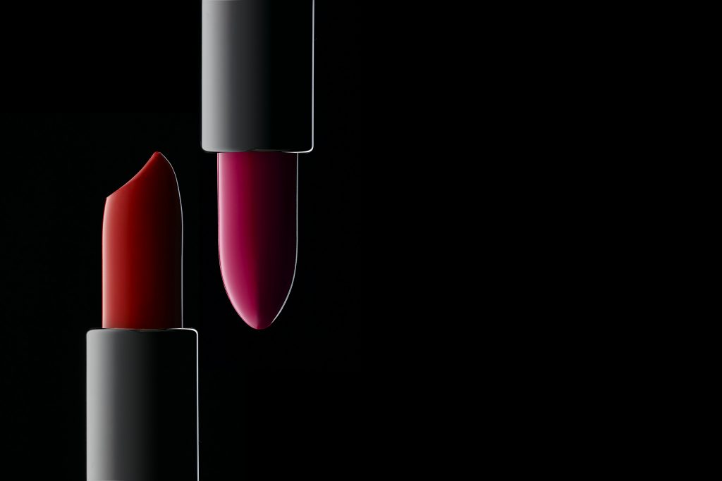 Lipstick product photography by Luce Pictor Studio